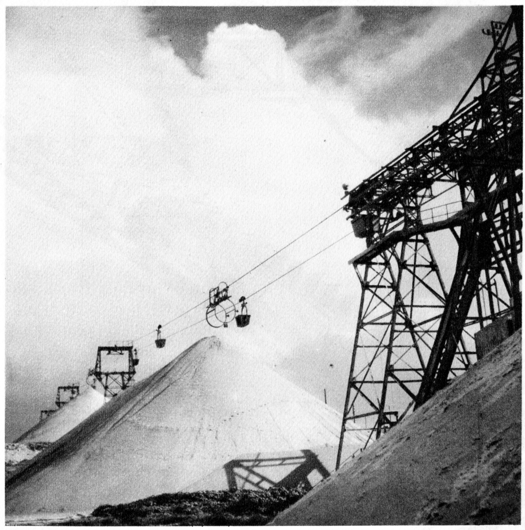 Ensa Paris-Est — Ibridazioni: l’industria dei fosfati